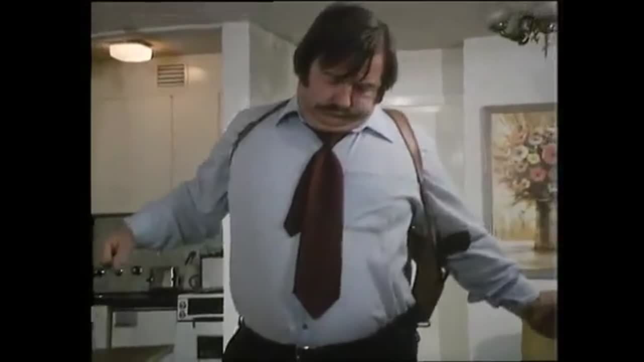 Bargearse: Huge Fart