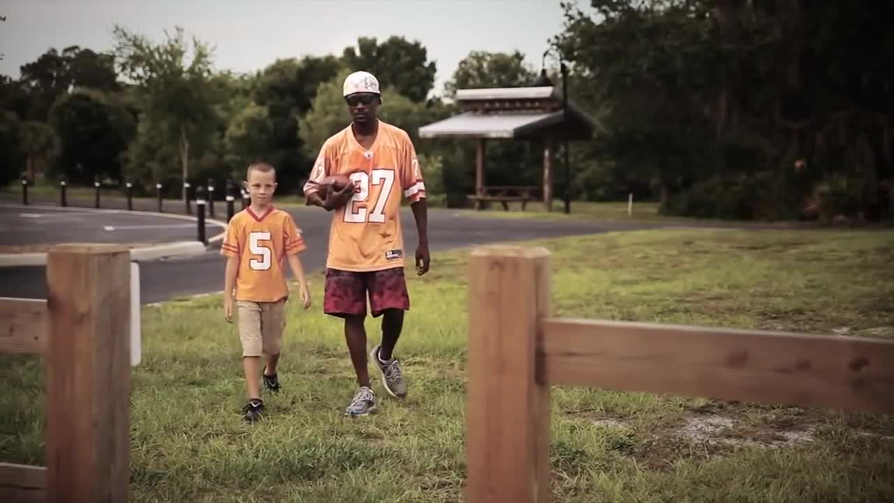 Athletic Dad video clip by alcsrq