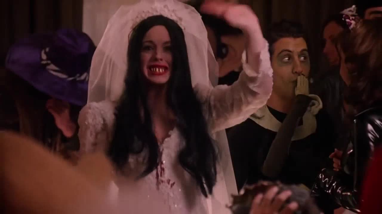 Zombie waving hi video clip by Mean Girls