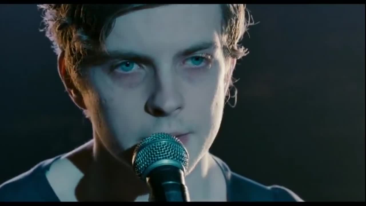 I am so sad video clip by Scott Pilgrim vs. The World