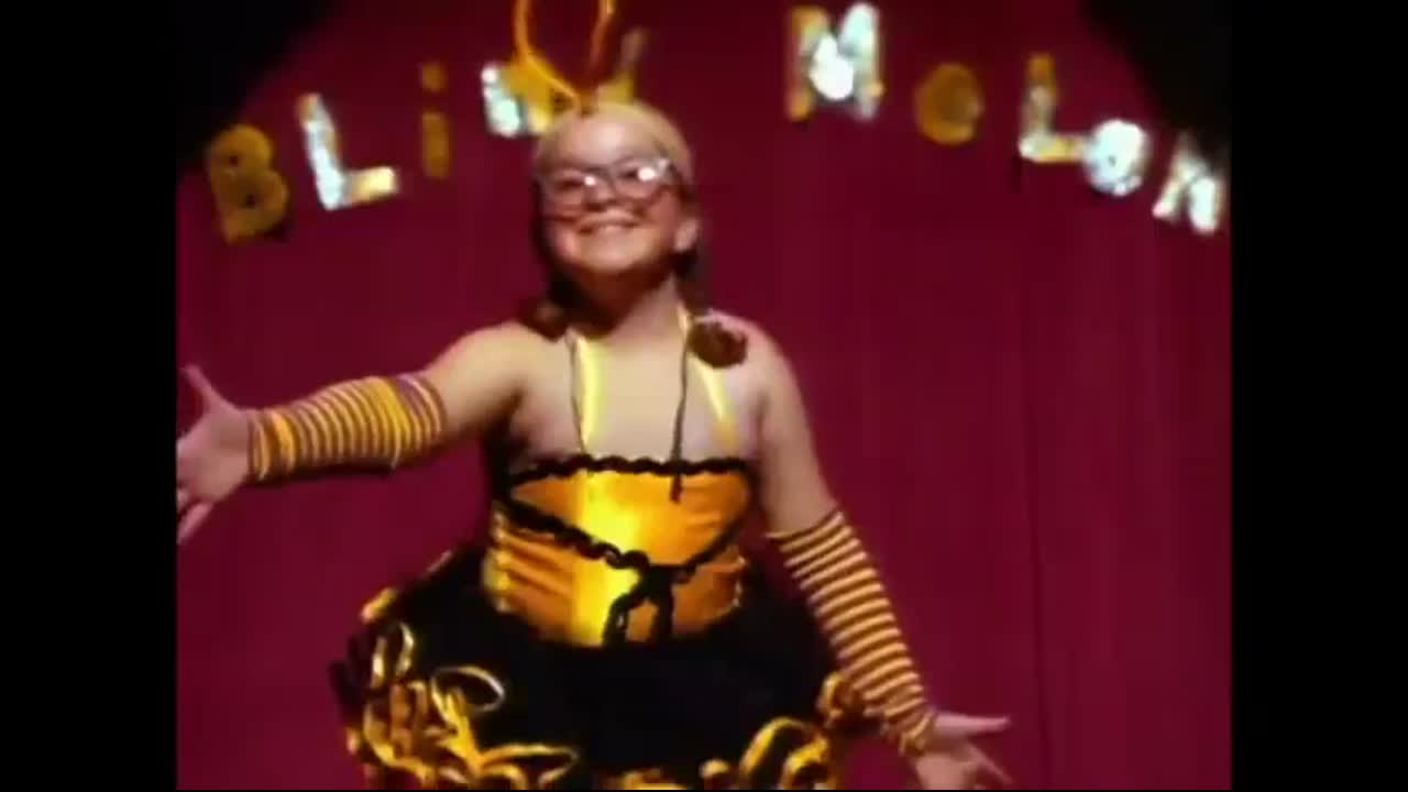 Bumble Bee Tap Dance video clip by Blind Melon