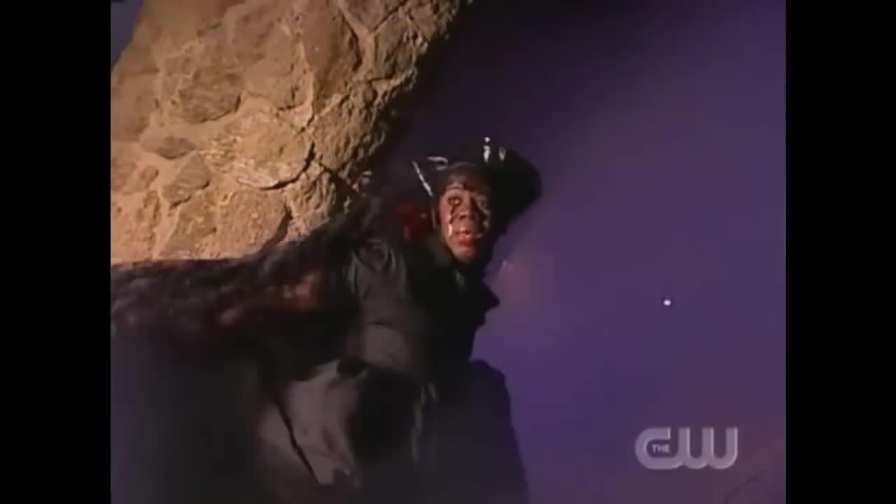 Dramatic run video clip by America's Next Top Model