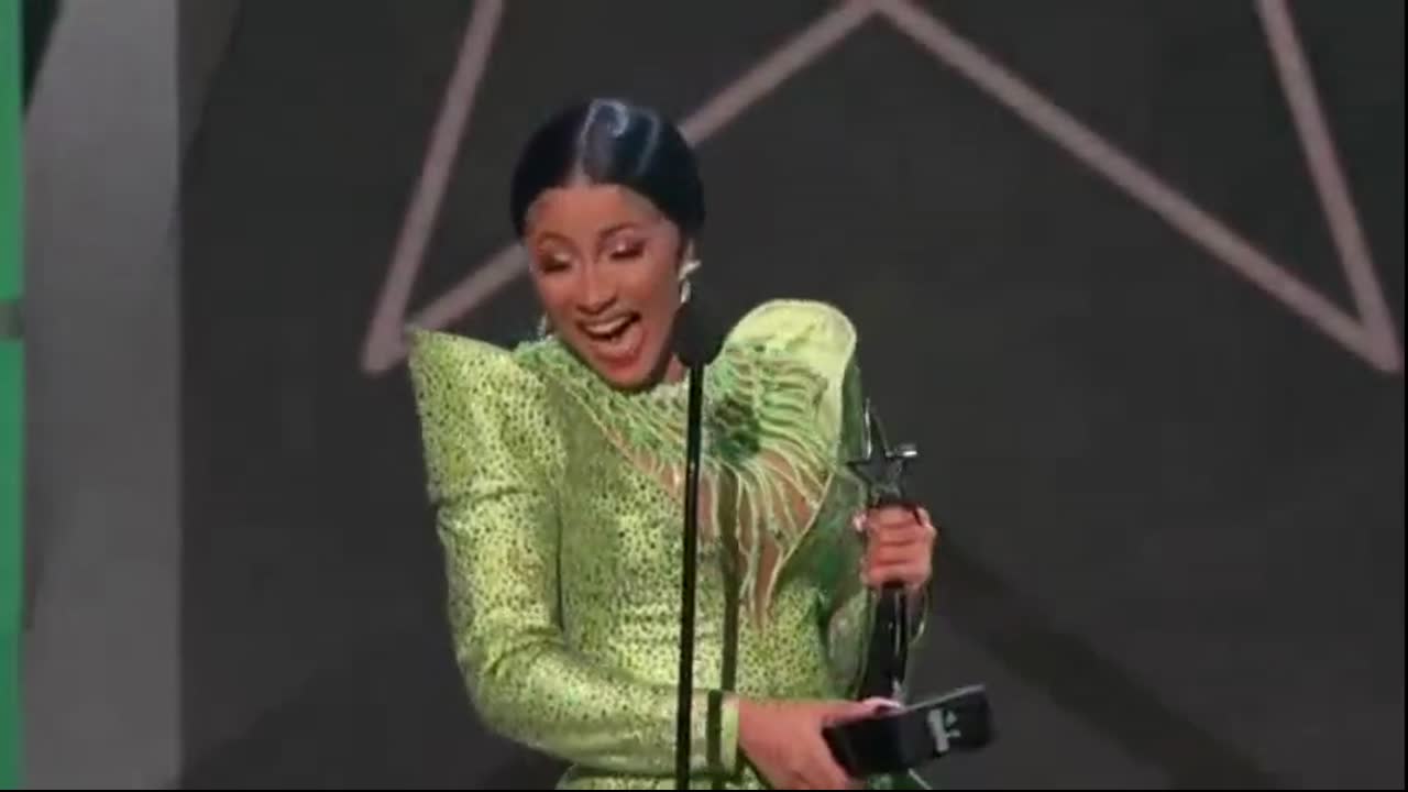 Thank you very much video clip by Cardi B