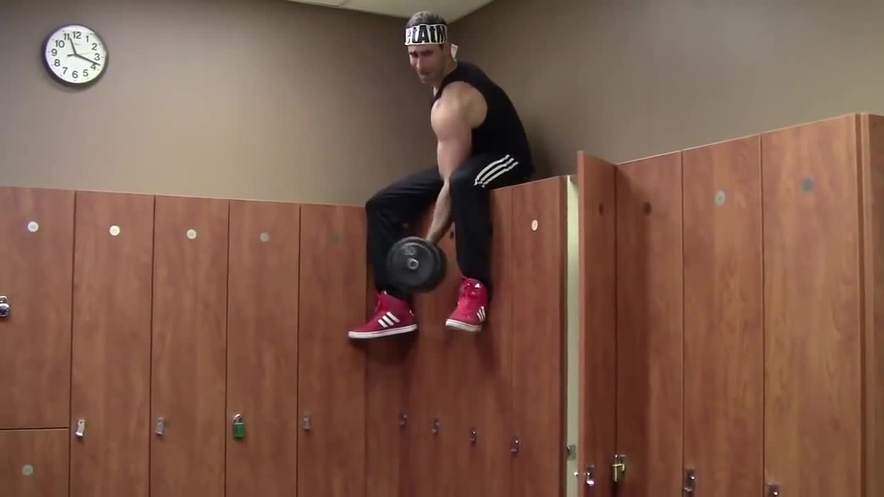 Broscience tag me video clip by Broscience