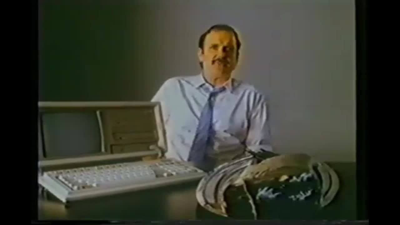 Compaq Computers - The Fish, On the Other Hand, Can't Remember a Thing ...