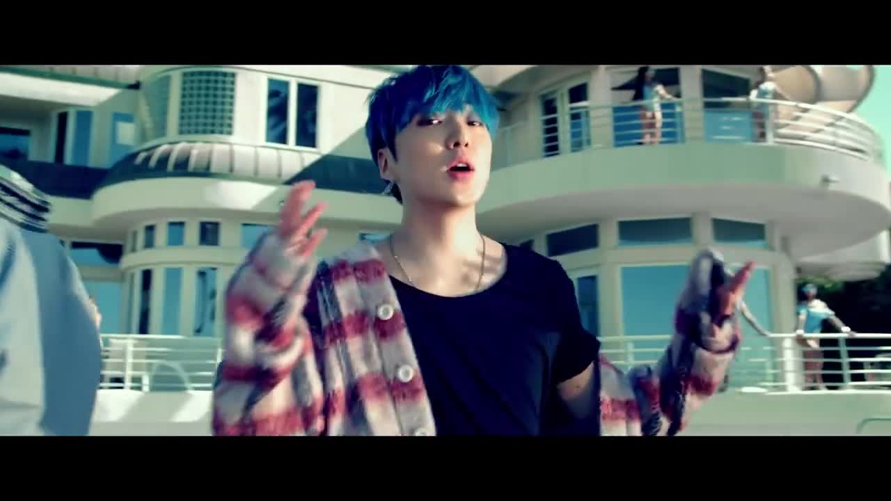 I want you to love me video clip by WINNER