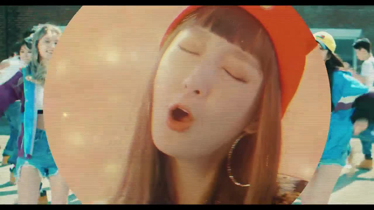 Oh yeah! video clip by EXID