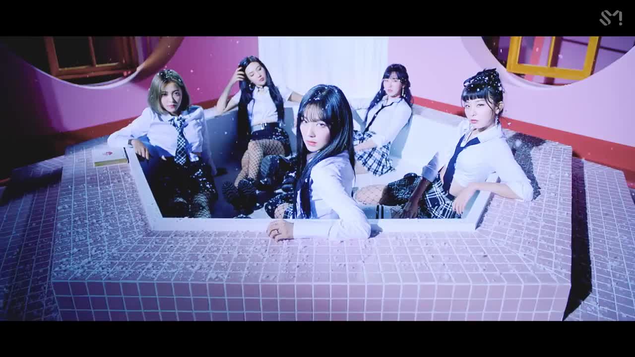 Hey, who that who that boy video clip by Red Velvet - Bad Boy