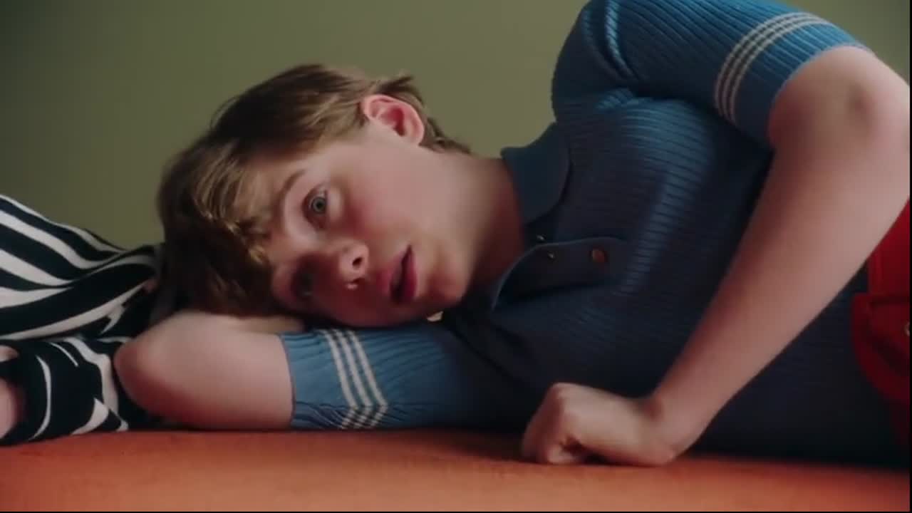 How cute this is video clip by Netflix