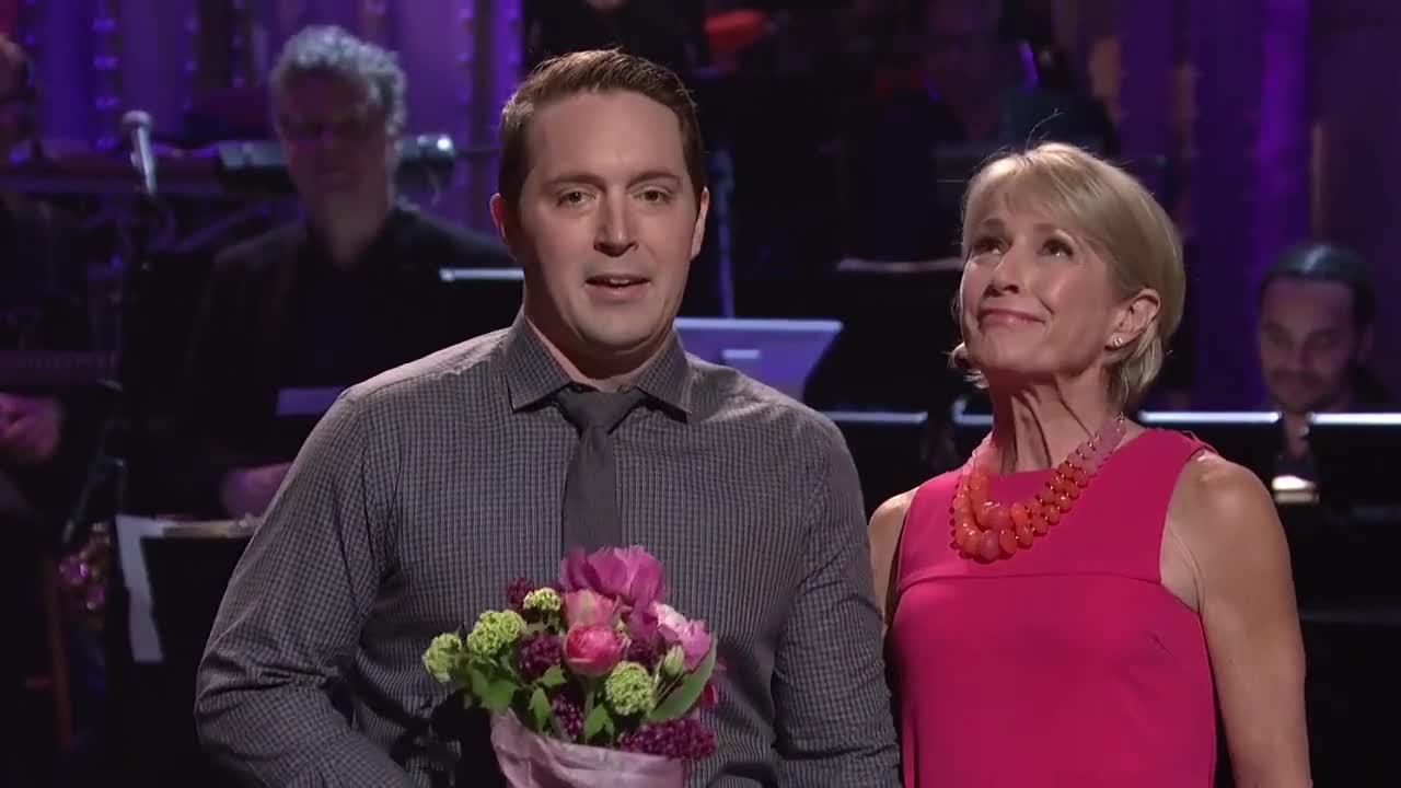 Hi Mom video clip by SNL