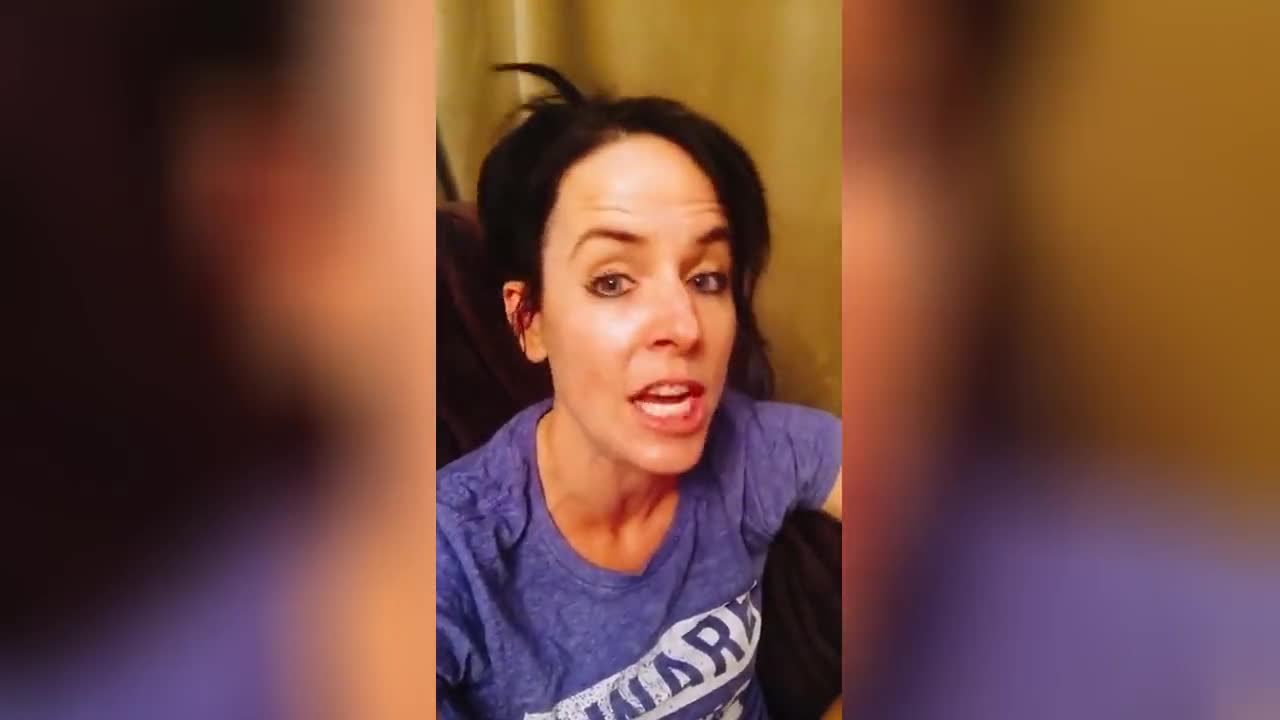 Conservative Momma Theres Something Wrong With You