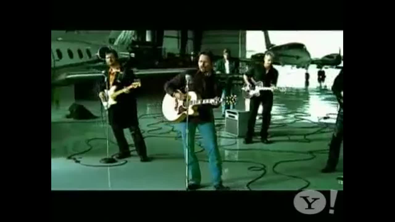 What a beautiful mess I'm in video clip by Diamond Rio