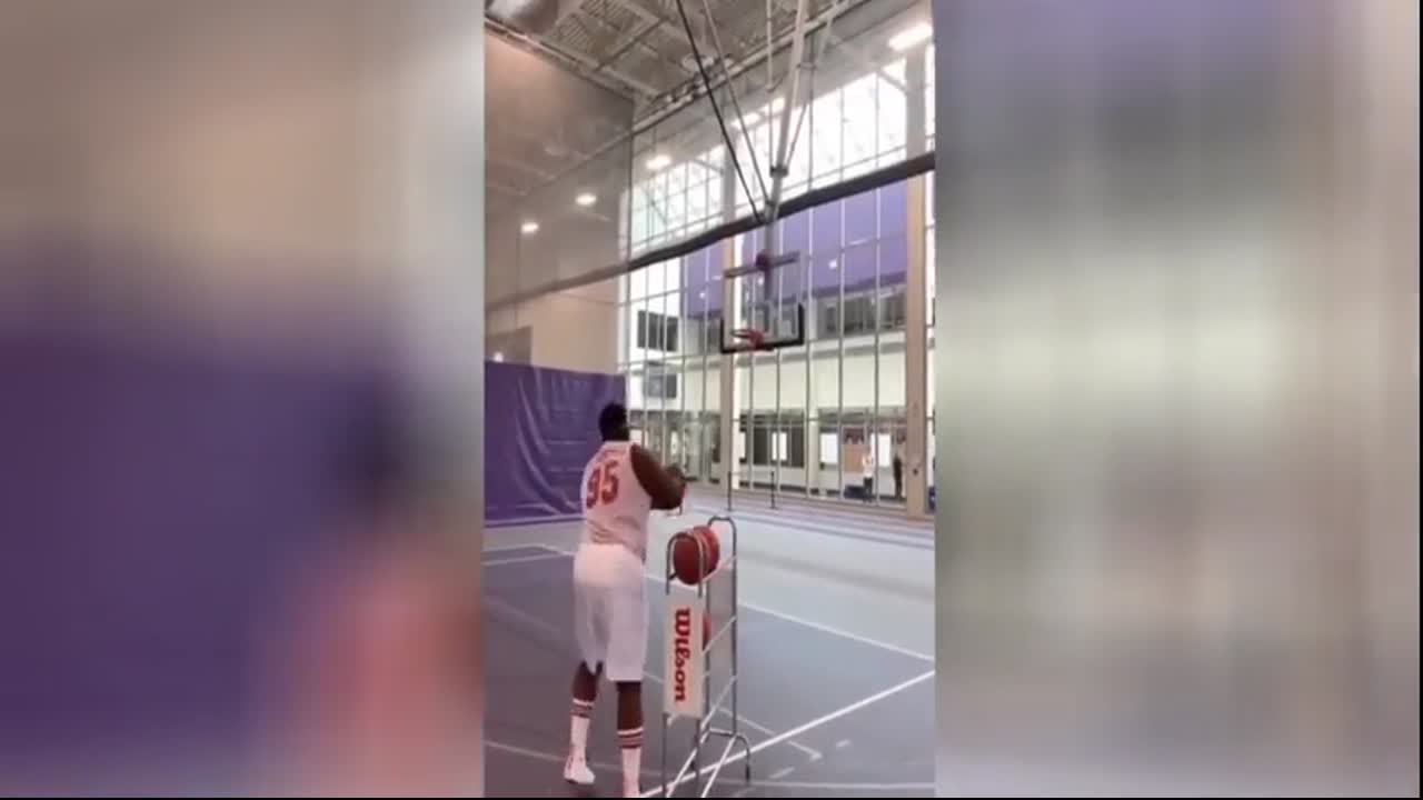 Spice Adams missed shots video clip by Slowed Motion