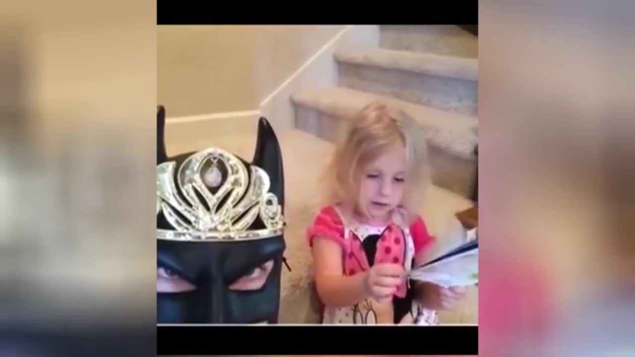 Do You Like My New Tiara video clip by Vine