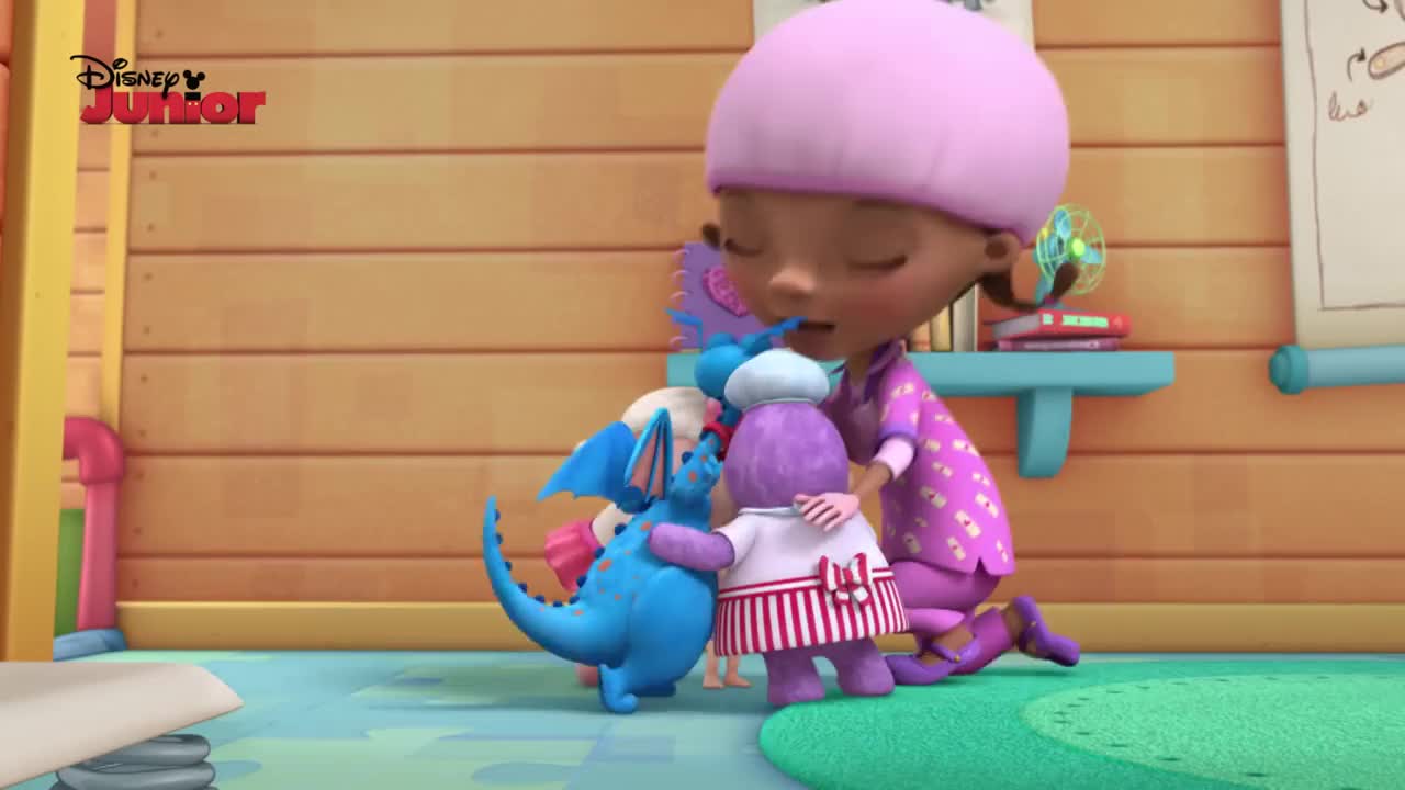 A Big Group Cuddle video clip by Doc McStuffins