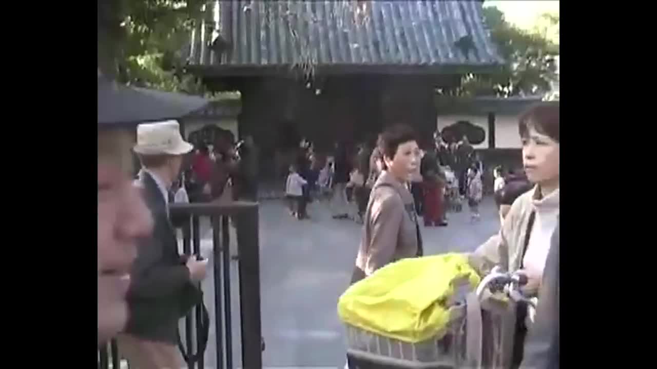 Ha Ha Ha video clip by youtube