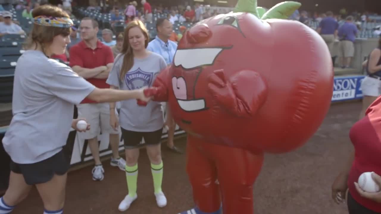 I'm a big fan video clip by Hey USA