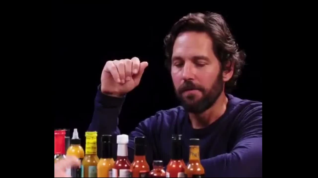 Paul Rudd Choked Up video clip by Hot Ones